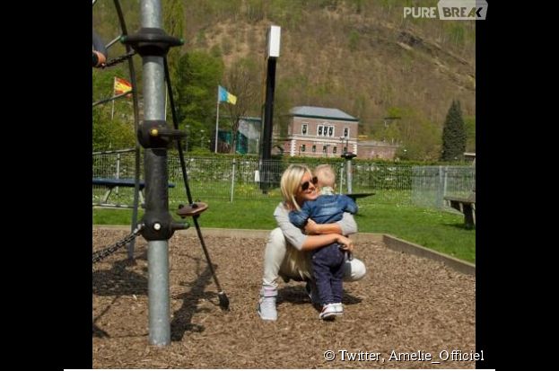 Amélie Neten : moments complices avec son fils Hugo dévoilés sur ...