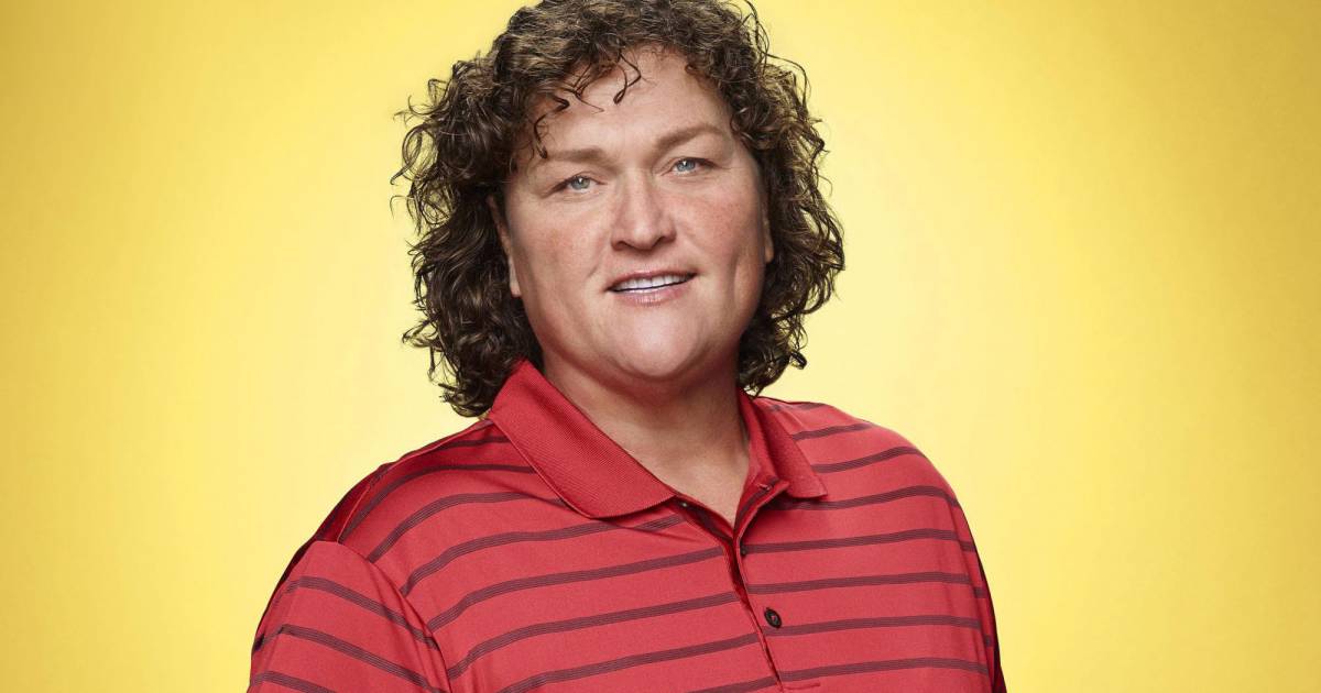 Glee saison 6 : Dot Marie Jones (Beiste) sur une photo promo - Purebreak