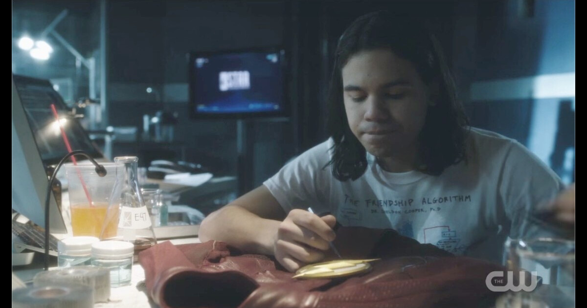 The Flash saison 2 : la CW lance une web-série centrée sur Cisco ...
