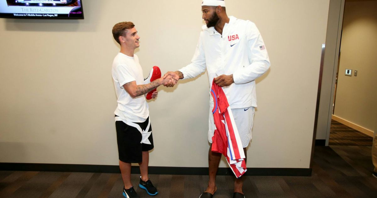 Antoine Griezmann a offert à DeMarcus Cousins un maillot de l'Atlético ...
