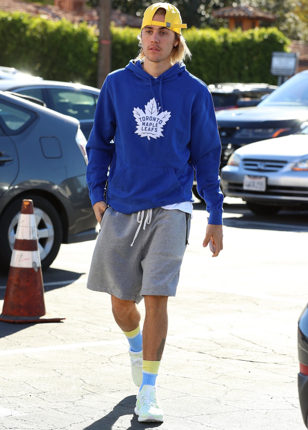 Photo : Justin Bieber ridiculisé pour une photo où il mange un burrito ...