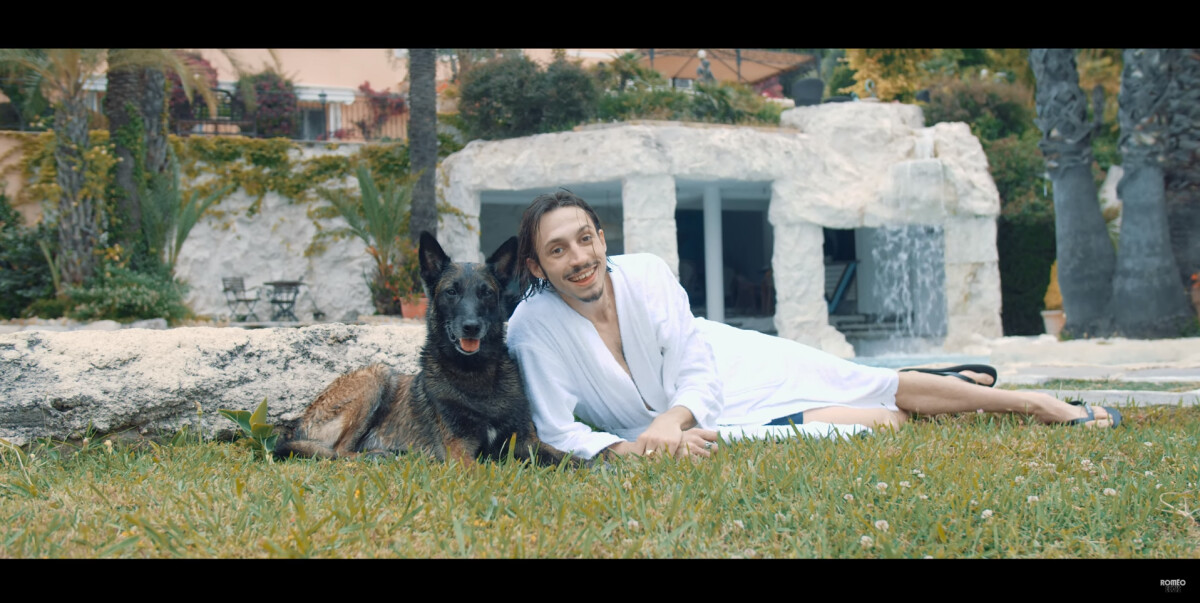 Vidéo : Clip "Soleil" : Roméo Elvis déclare son amour à sa petite amie ...