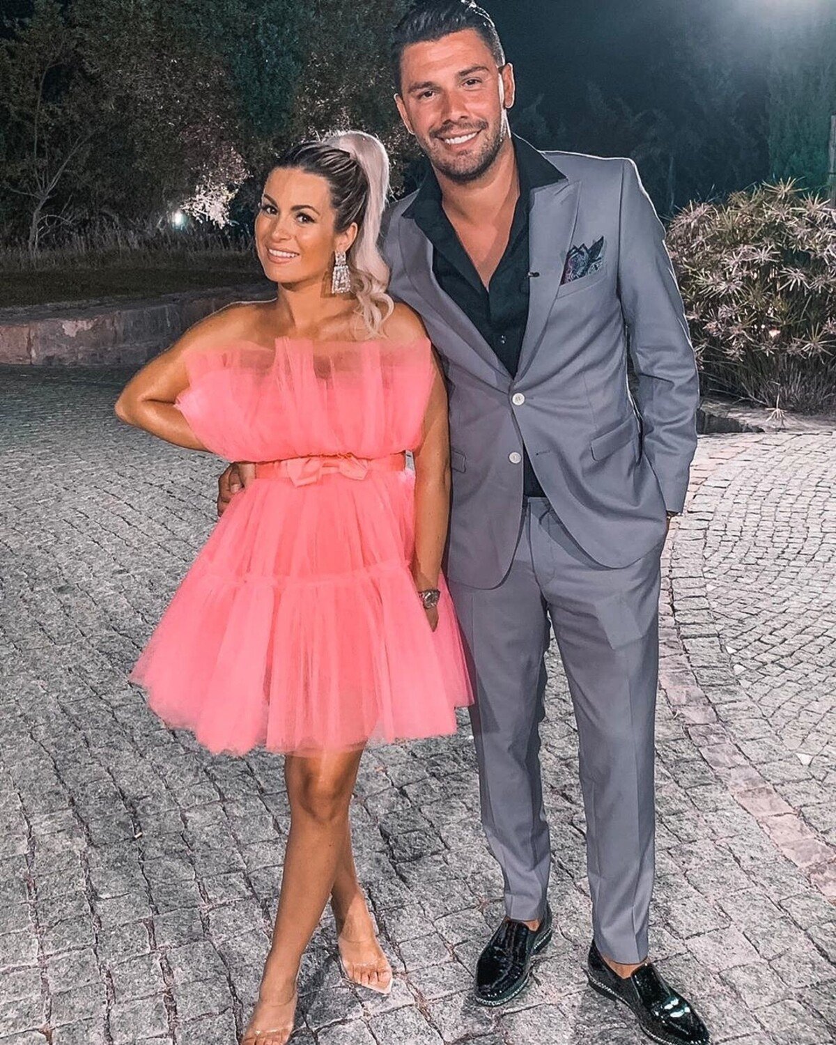 Photo : Carla Moreau et Kevin Guedj fiancés sur le tournage des ...