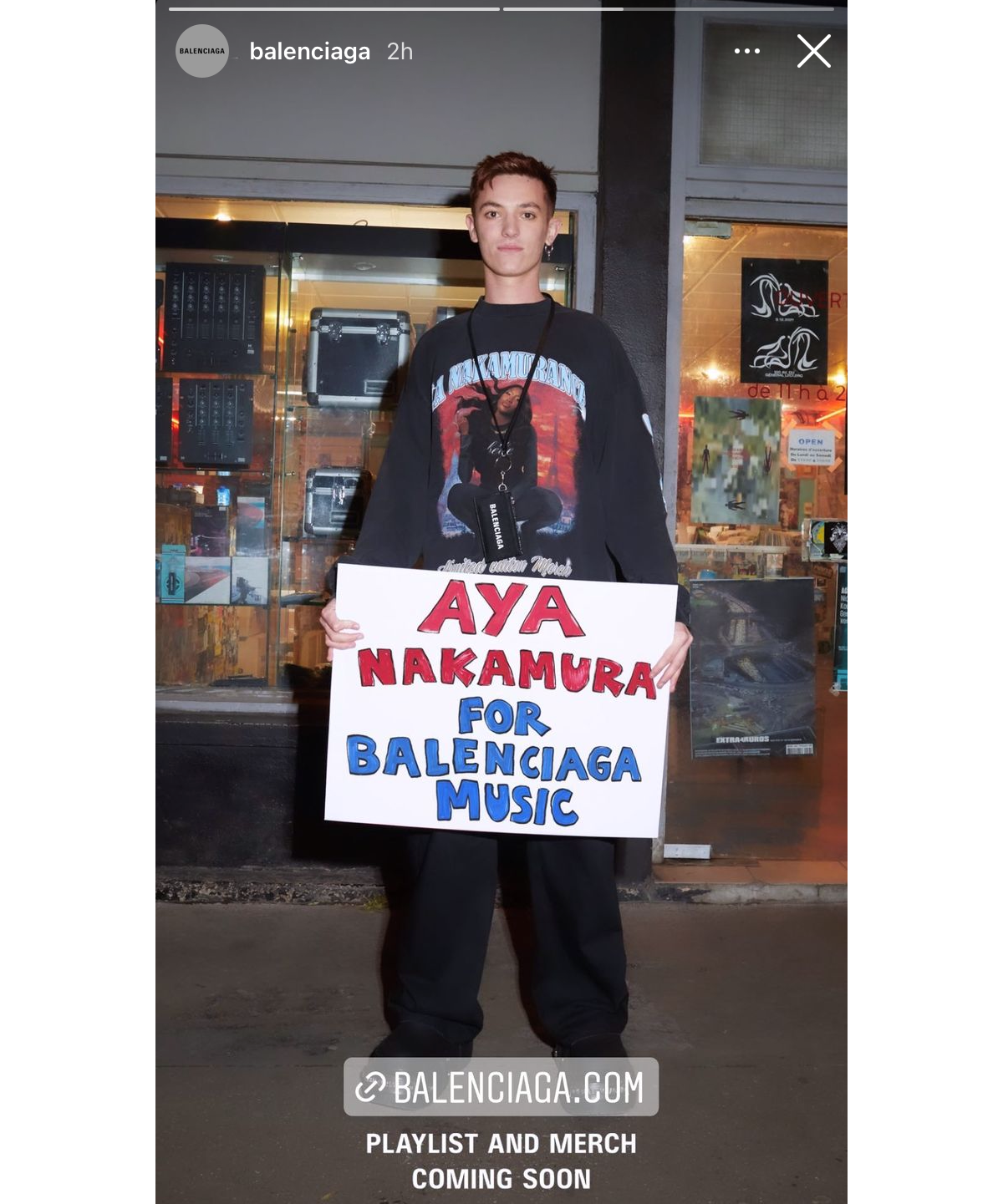 Photo : La première collaboration entre Aya Nakamura et Balenciaga a ...