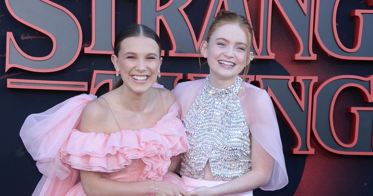 Millie Bobby Brown, Sadie Sink à la première de la série Netflix ...