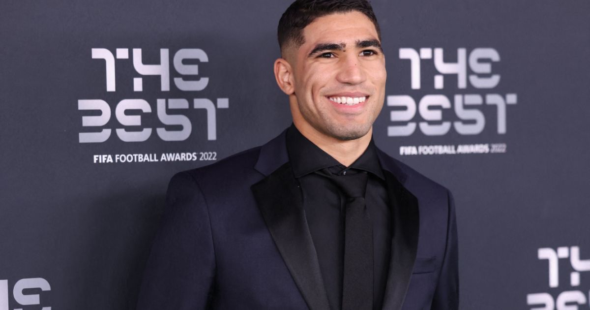 Achraf Hakimi à la cérémonie des Best FIFA Football Awards. Cyril ...