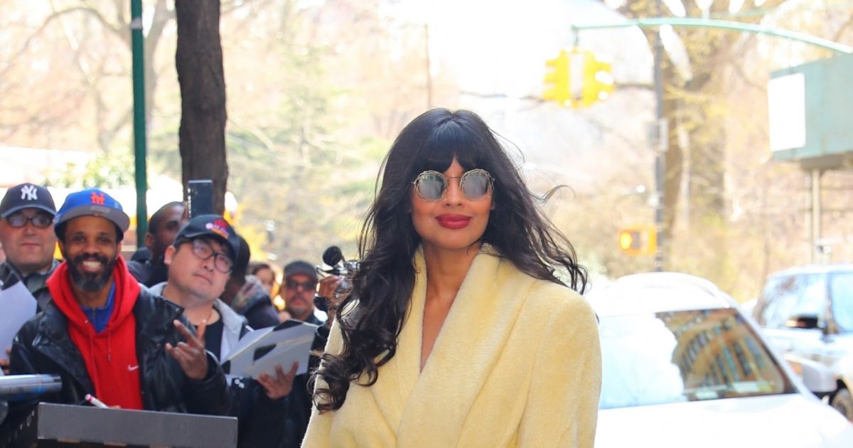 Jameela Jamil arrive au show The View à New York City, New York, Etats ...