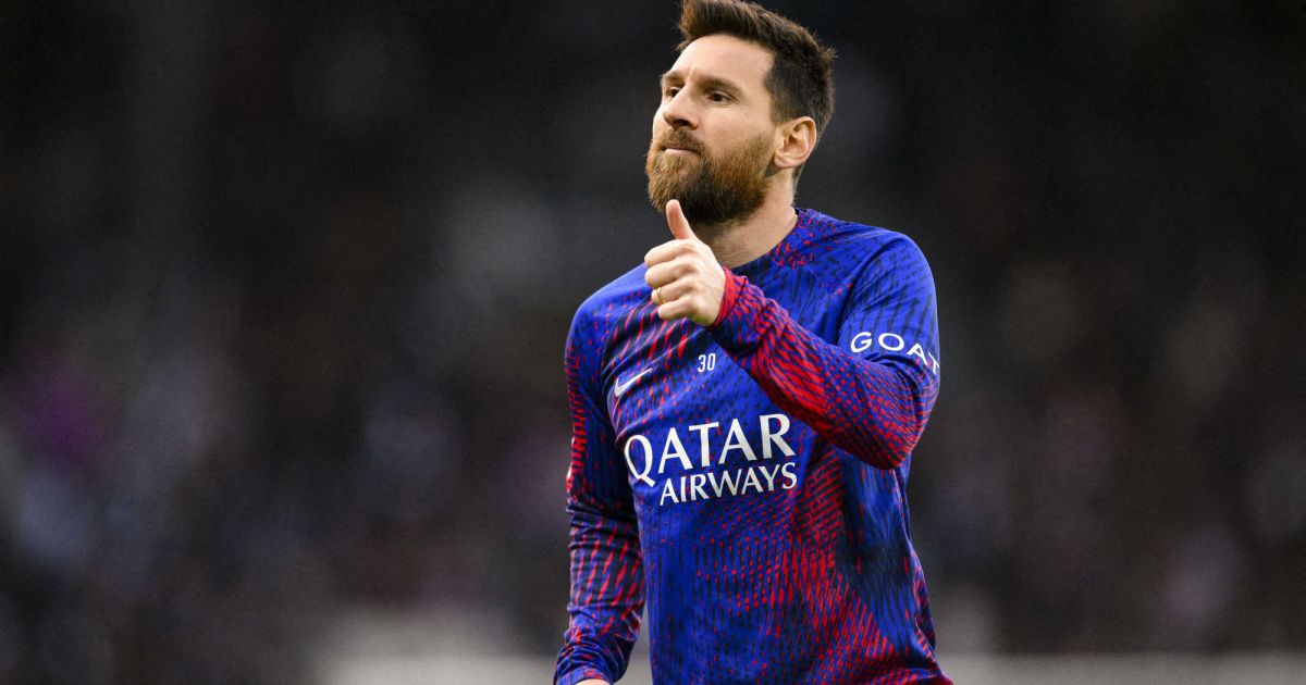 Echauffement des joueurs du PSG Lionel Leo Messi (PSG) - Match de football Ligue 1 Uber Eats ...