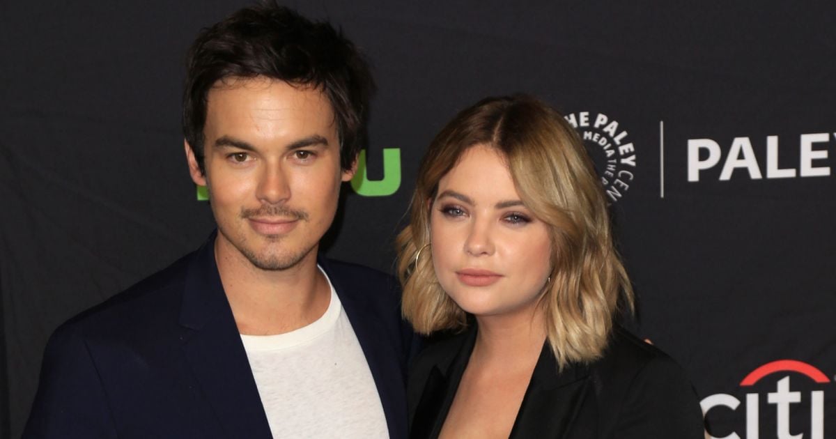 Tyler Blackburn et Ashley Benson au photocall de la série Pretty Little ...