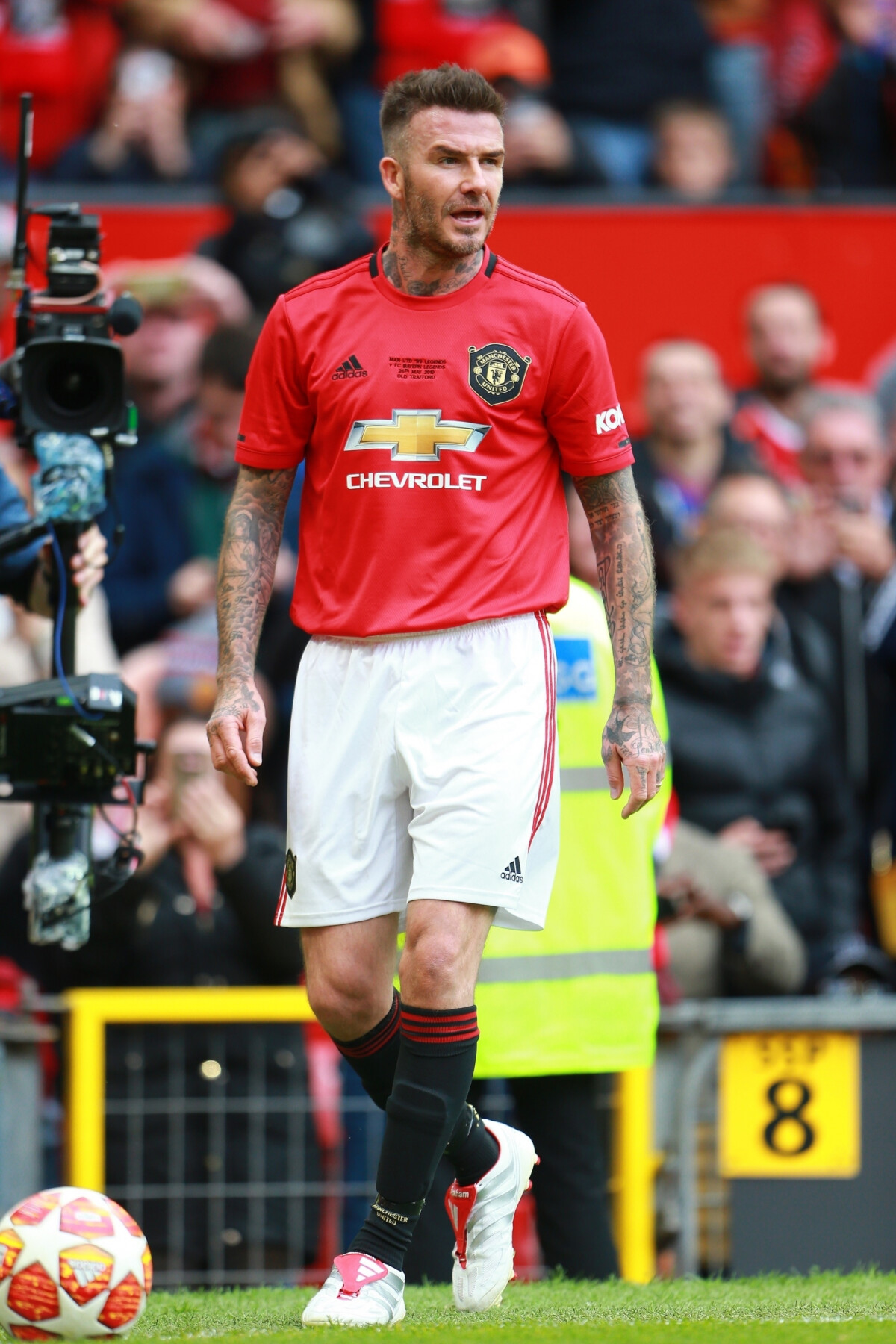 Photo : David Beckham joue un match de charité commémoratif de la ...