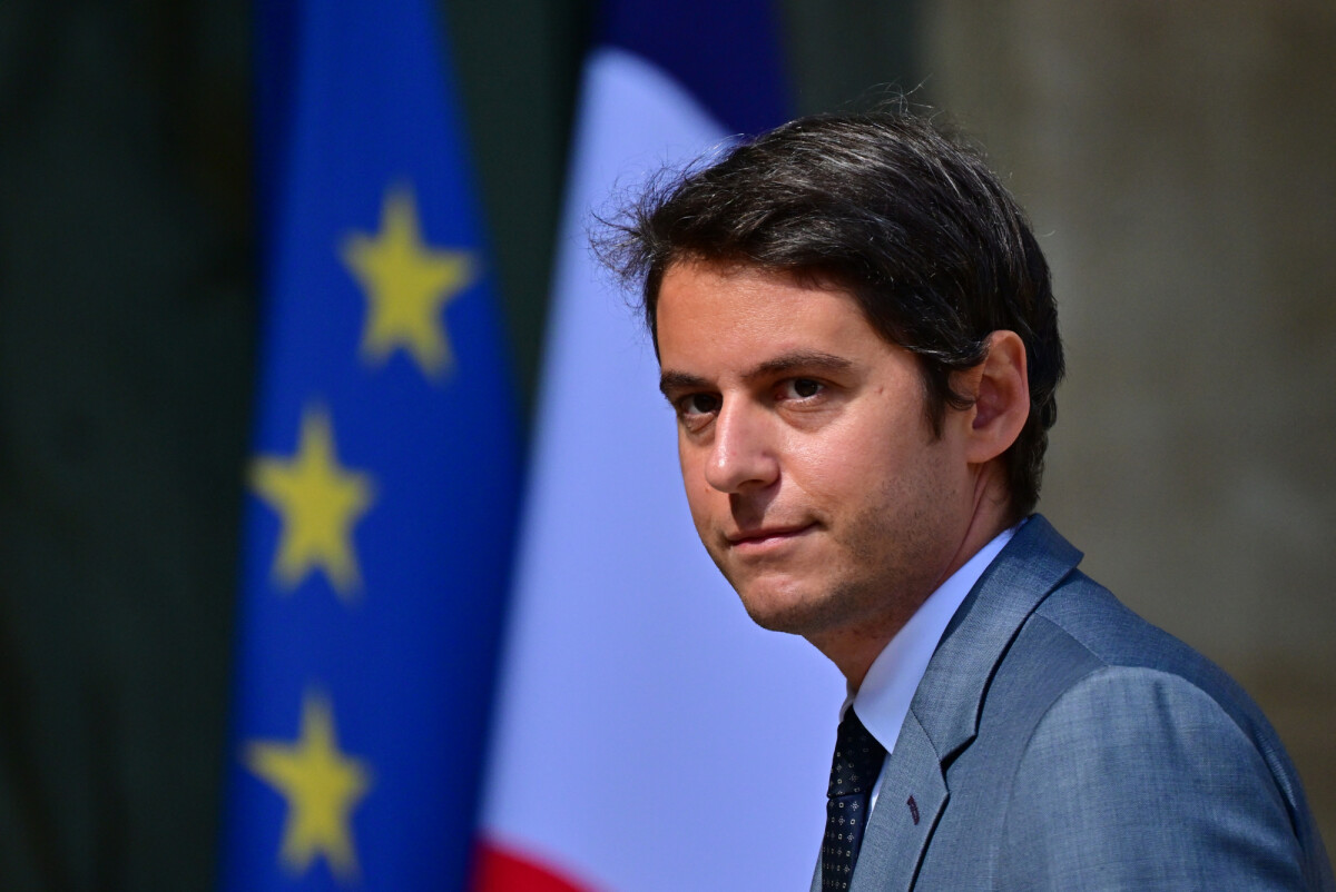 Photo : Le nouveau ministre français de l'éducation, Gabriel Attal ...
