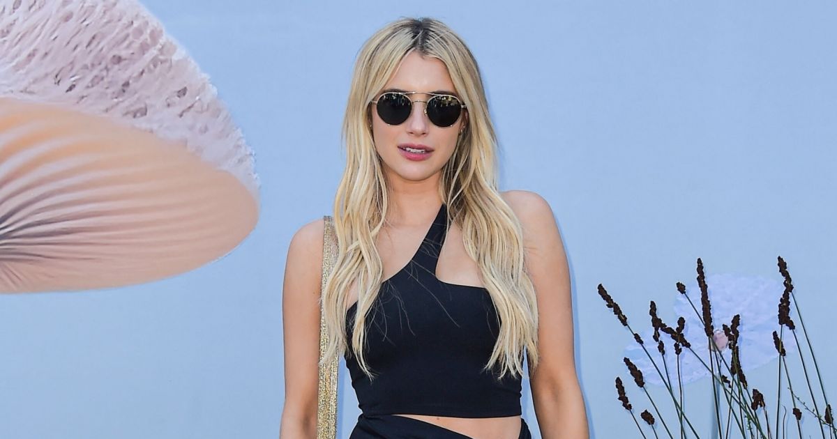 Emma Roberts - Les célébrités assistent au 20ème anniversaire du ...