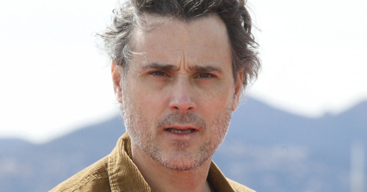 Nicolas Berger-Vachon au photocall de la série Plus belle la vie lors de la 5ème saison du ...