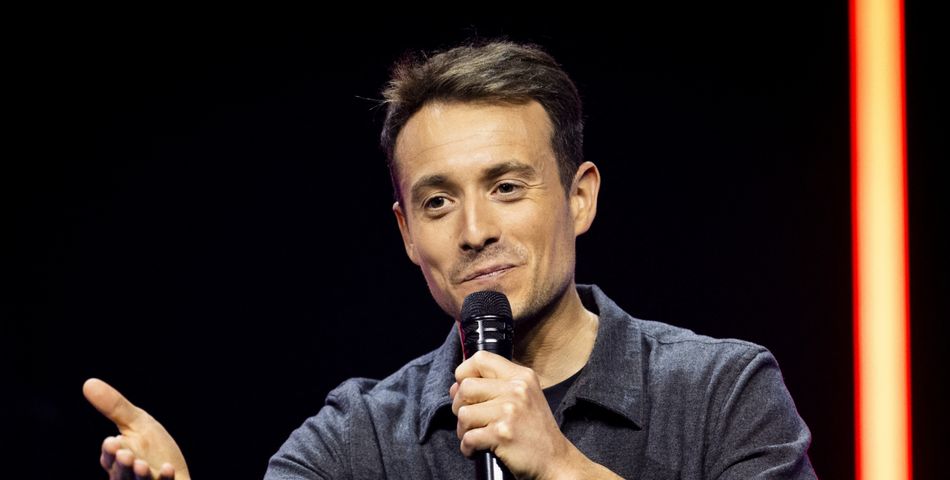 Hugo Clement - Journaliste - Deuxième édition du Grand Débat des ...