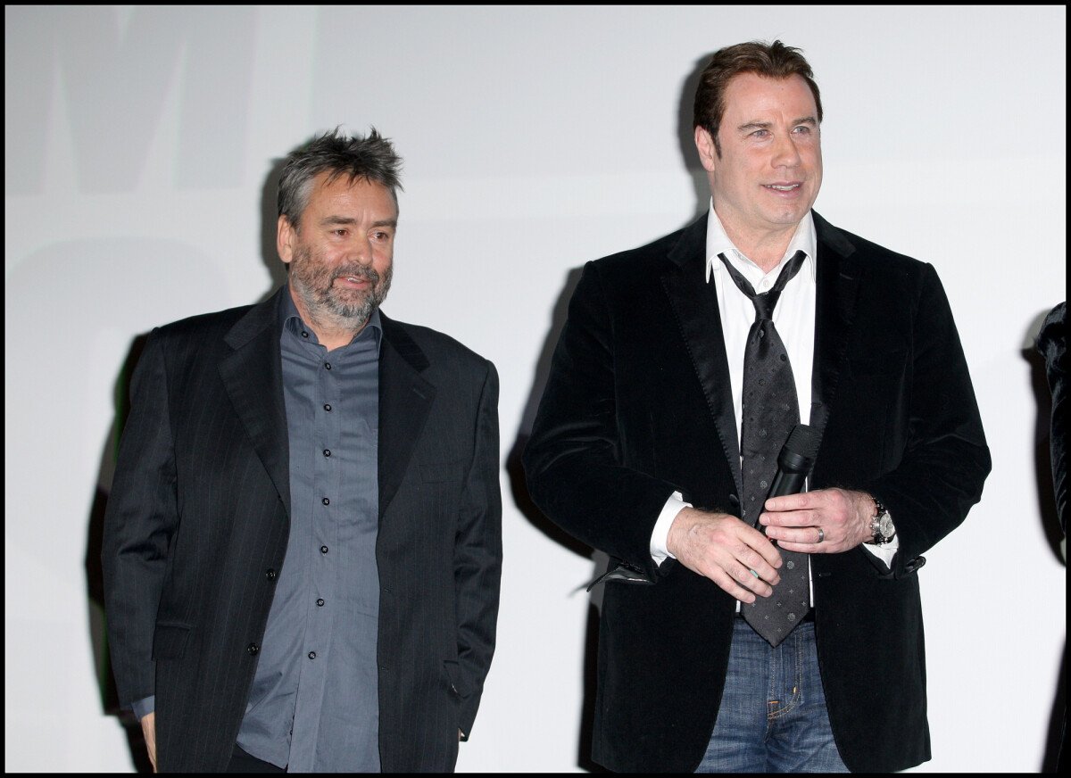 Photo : Luc Besson et John Travolta - Avant-première du film From Paris ...