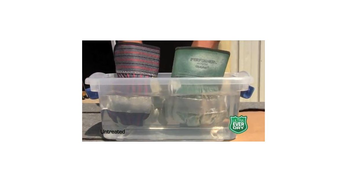 Ultra-Ever Dry résiste bien sûr à l'eau - Purebreak