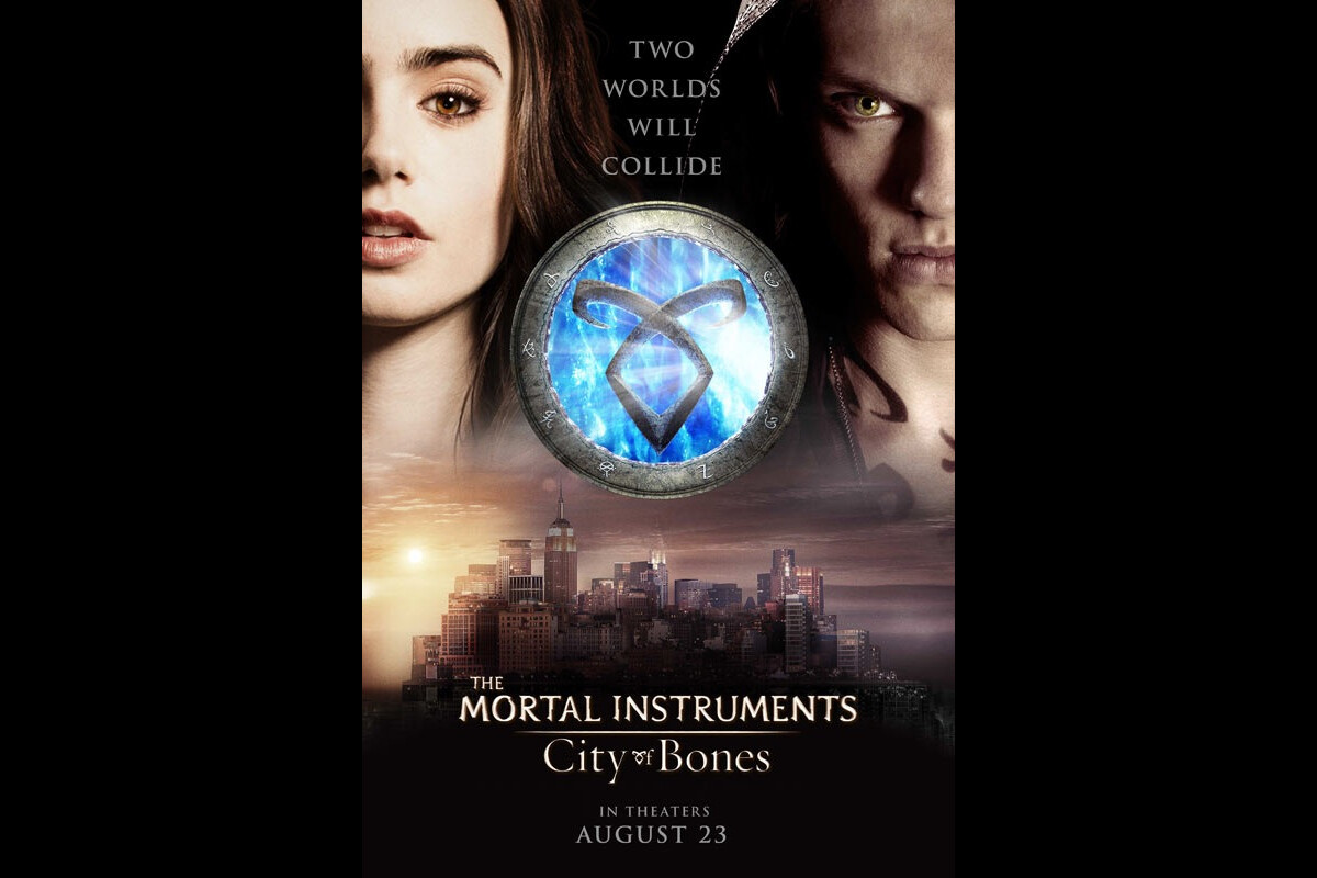 Photo : Lily Collins et Jamie Campbell Bower partagent l'affiche de The ...