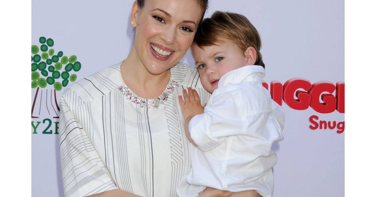 Alyssa Milano et son fils Milo Thomas. - Purebreak