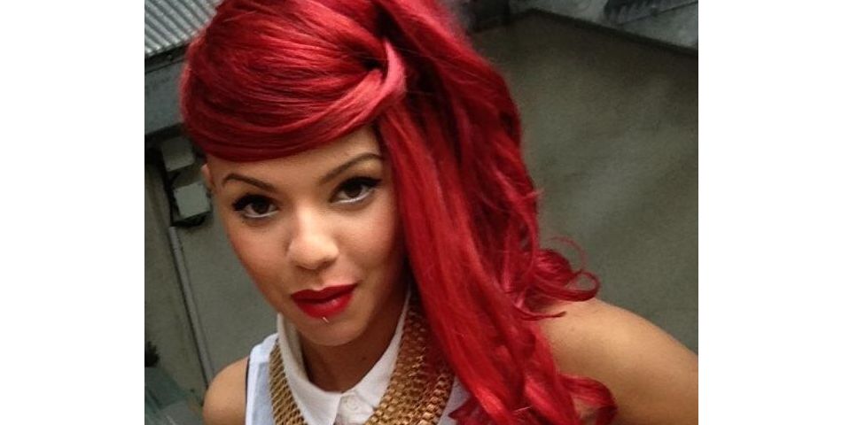 Niia Hall invitée du Mag sur NRJ 12. - Purebreak