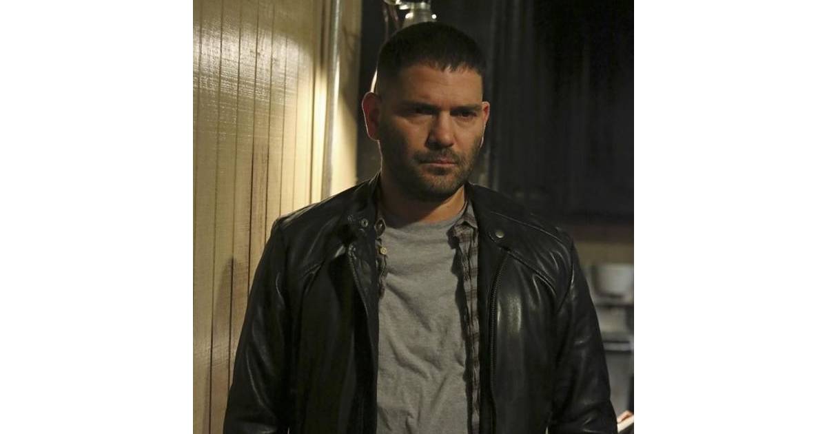 Scandal saison 3 : Huck retrouve sa famille - Purebreak
