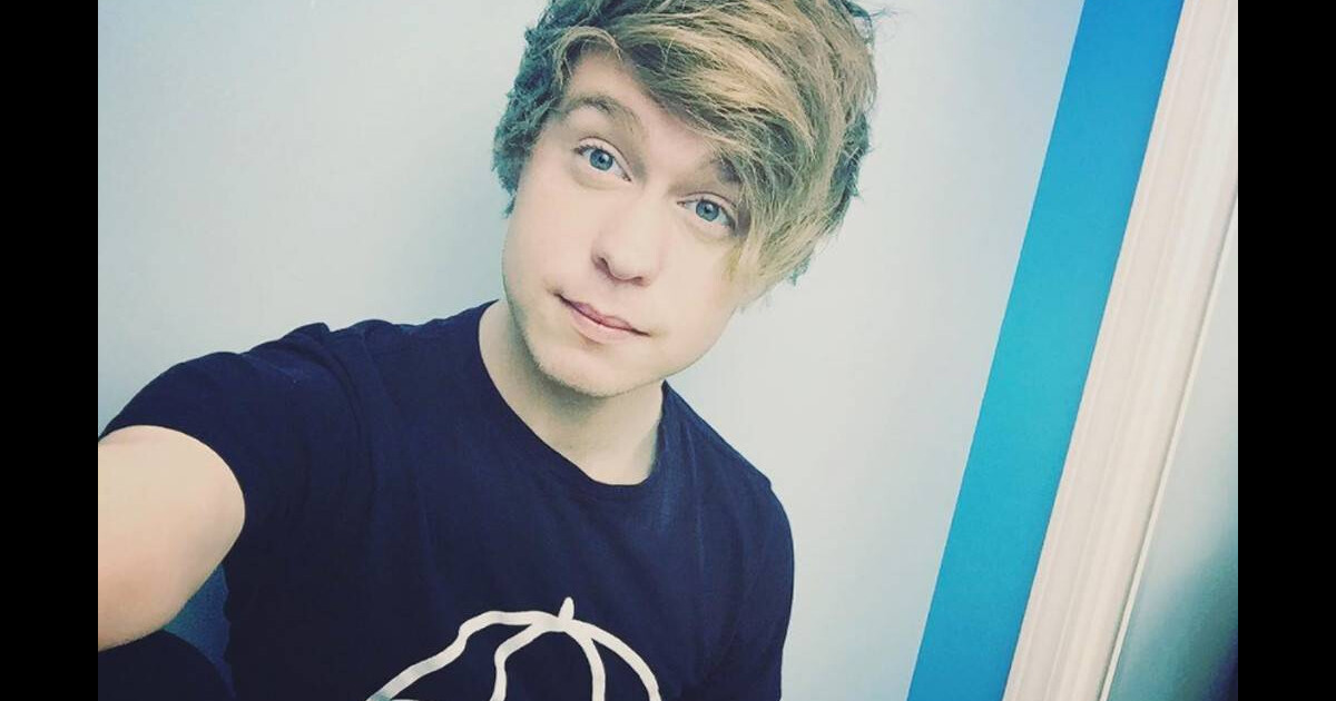 Austin Jones plaide coupable pour pornographie pédophile : 20 ans de ...