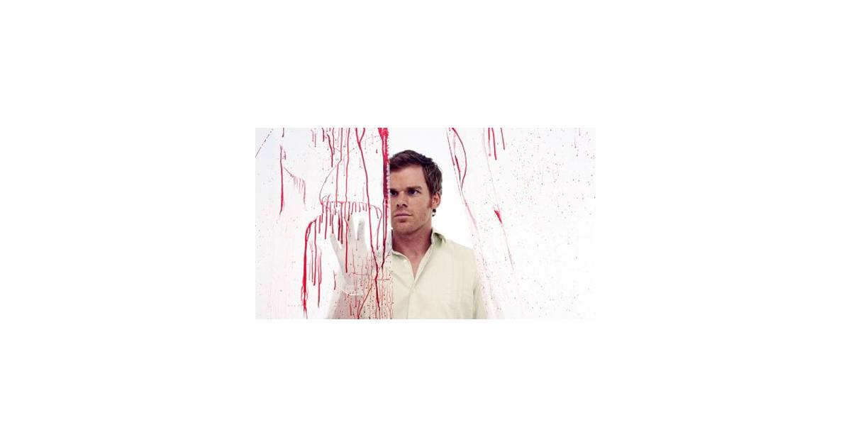 Dexter saison 5 ... Deb ''prête à tout savoir'' sur son frère Dex ...