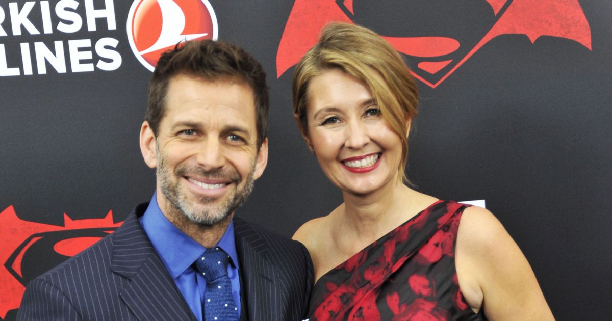 Zack Snyder et sa femme Deborah Snyder à la première de 'Batman V ...