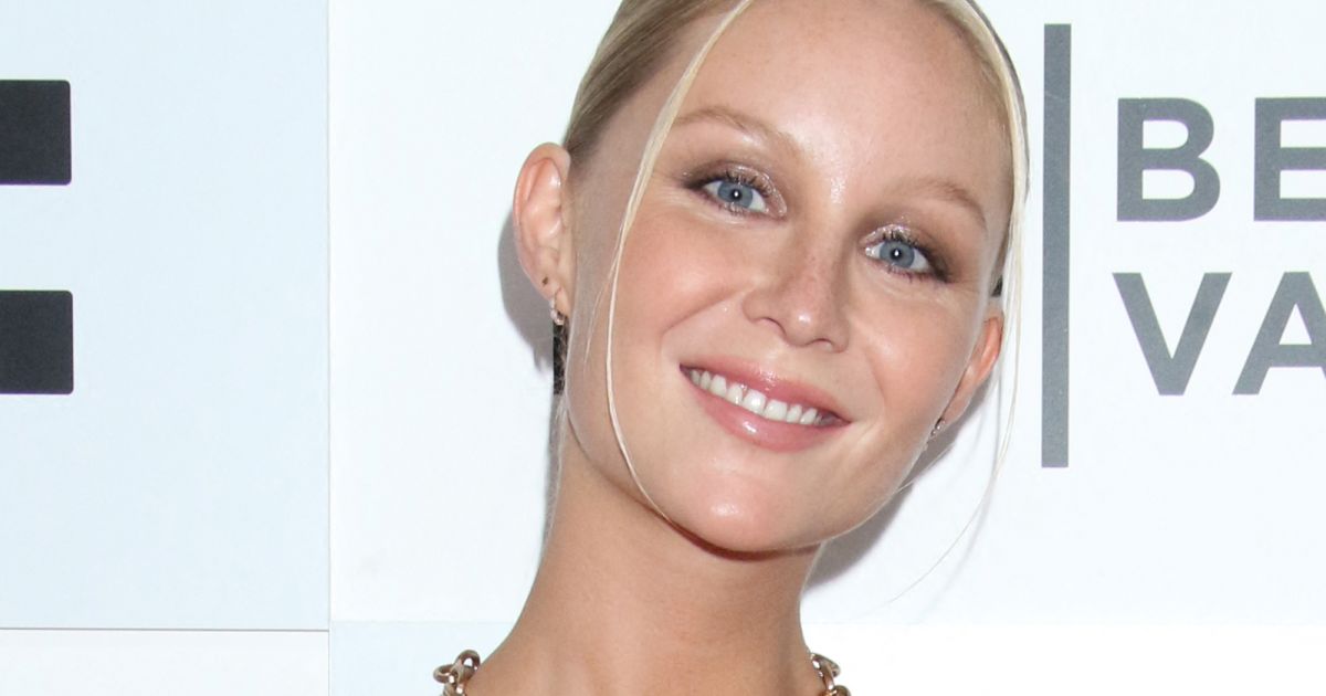 Sammie Russell à la première de Outlander au festival du film de ...