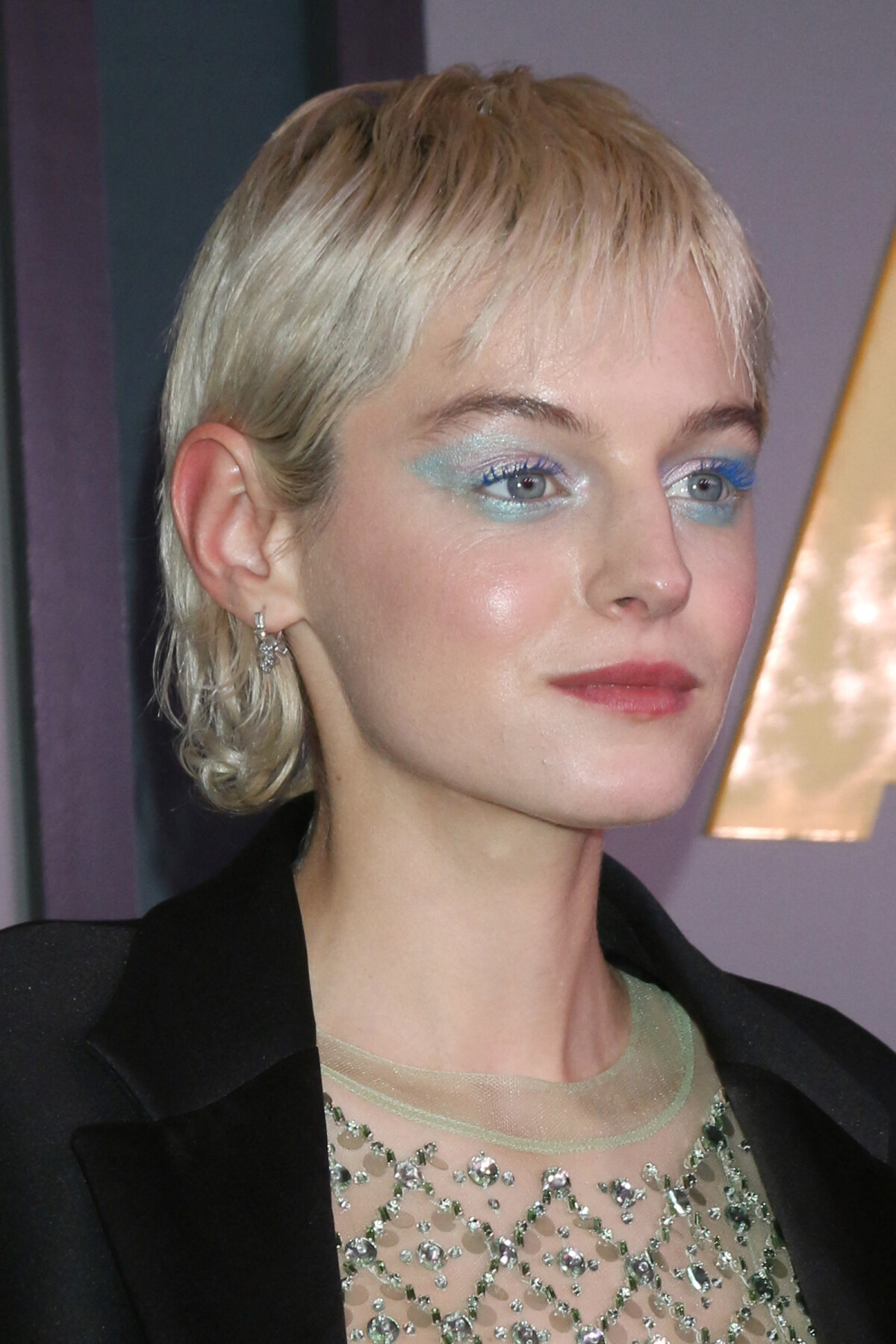 Photo : Emma Corrin au photocall des "13th Governors Awards" à Century ...