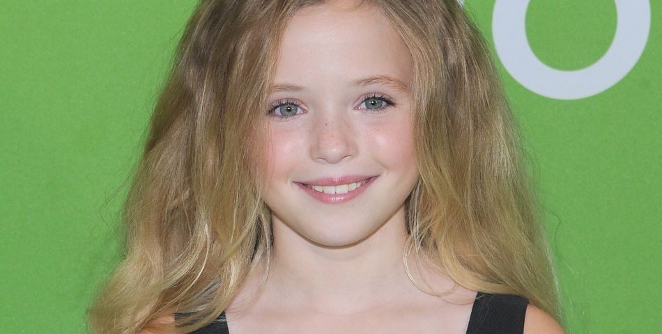 Cameron Seely à la première de The Grinch à New York, le 3 novembre ...