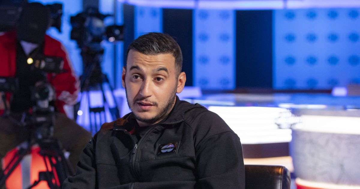 Alors qu'il était très actif dessus, il a pris une décision radicale. Exclusif - Soso Maness ...