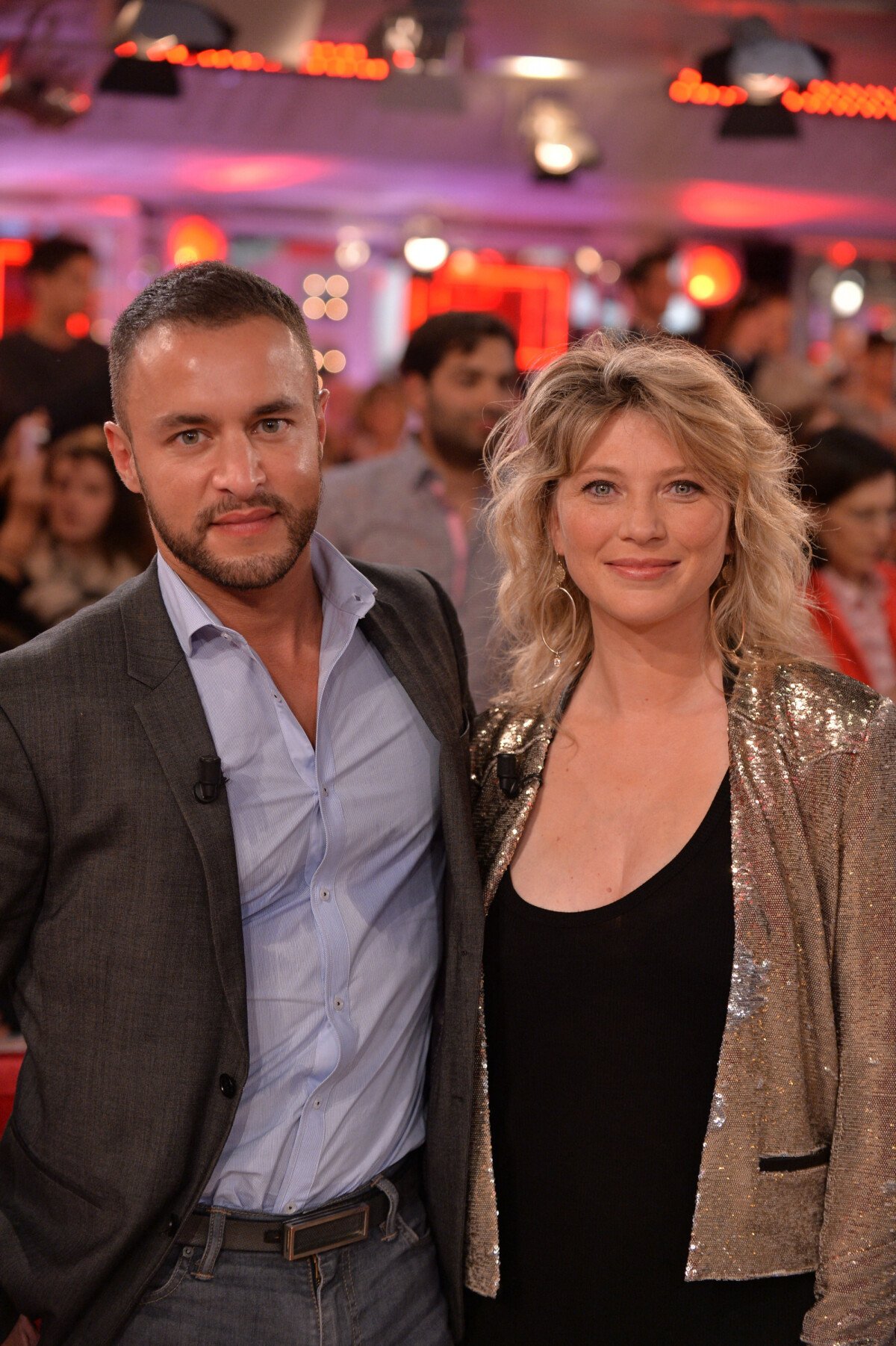 Photo : Raphael Lenglet et Cecile Bois attending the taping of Vivement ...
