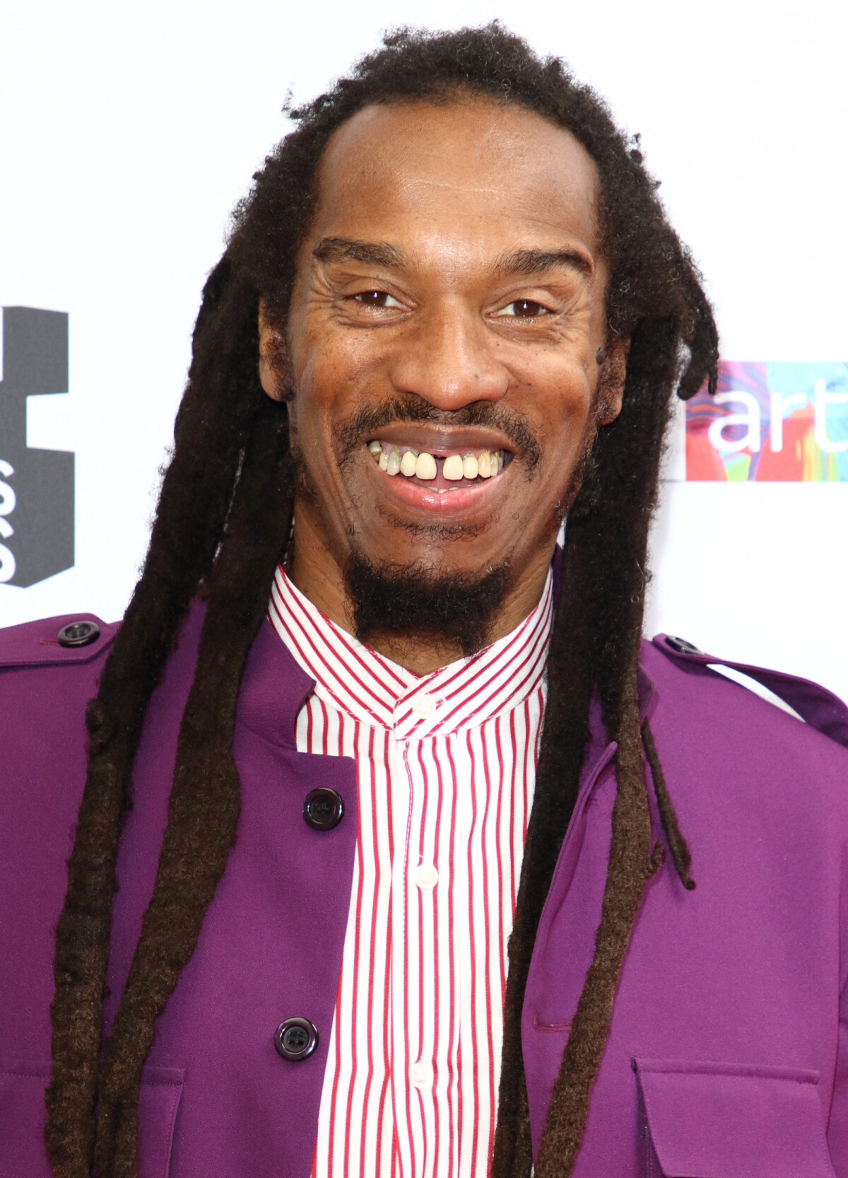Photo : Benjamin Zephaniah attends a South Bank Sky Arts Awards at the ...