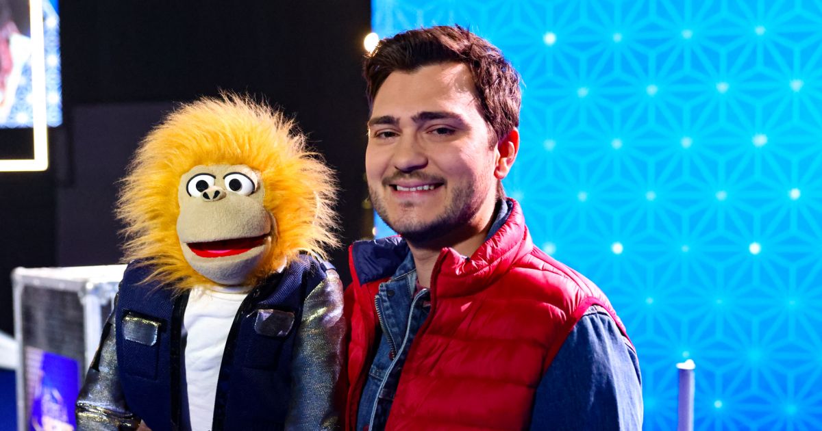 Exclusif - Jeff Panacloc - Surprises - Enregistrement de l'émission La boîte à secrets 11 ...