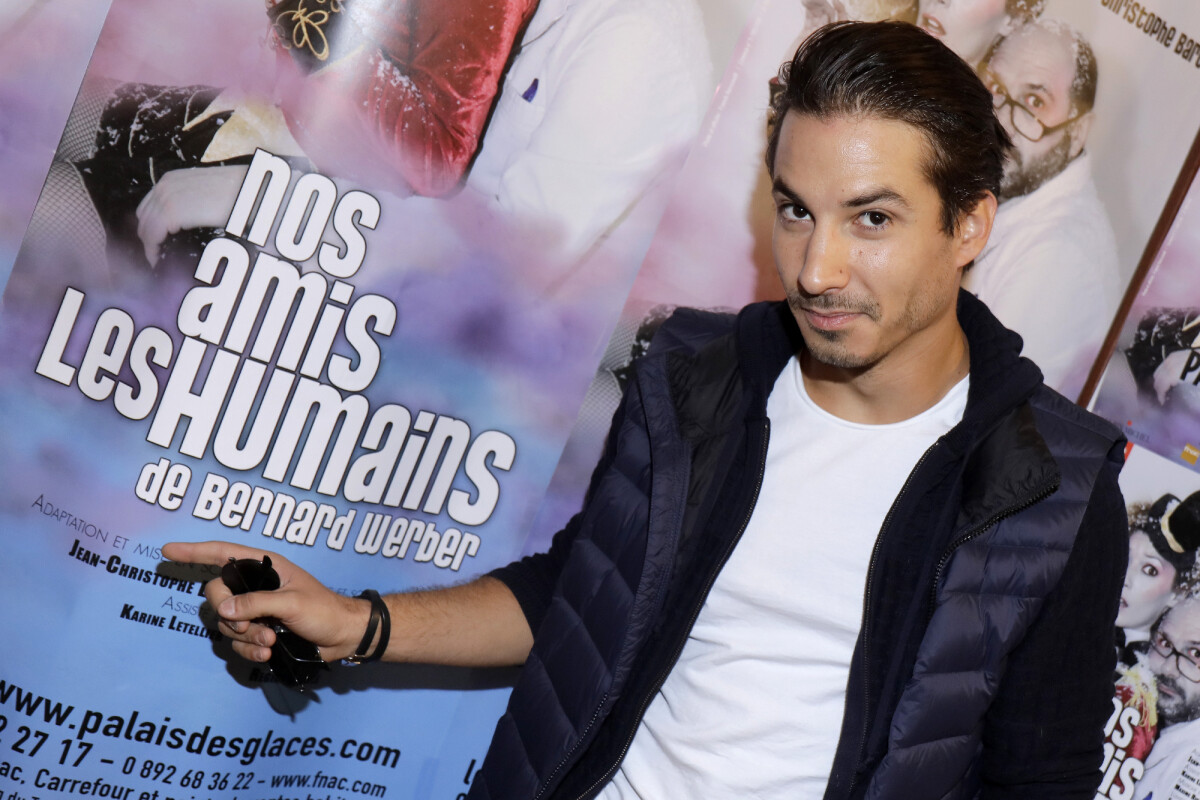 Photo : Jérémy Ferrari - Première de la pièce de théâtre "Nos amis les ...