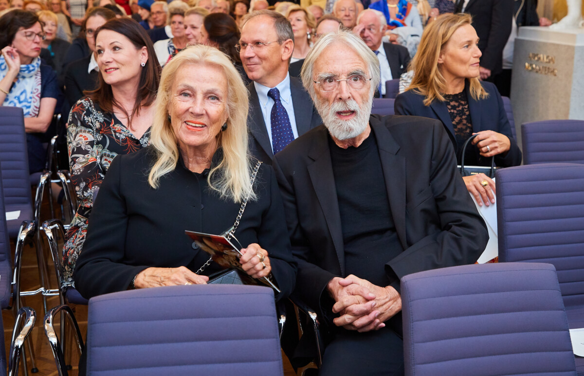 Photo : En la mettant en scène sur un film entier et d'une manière ...