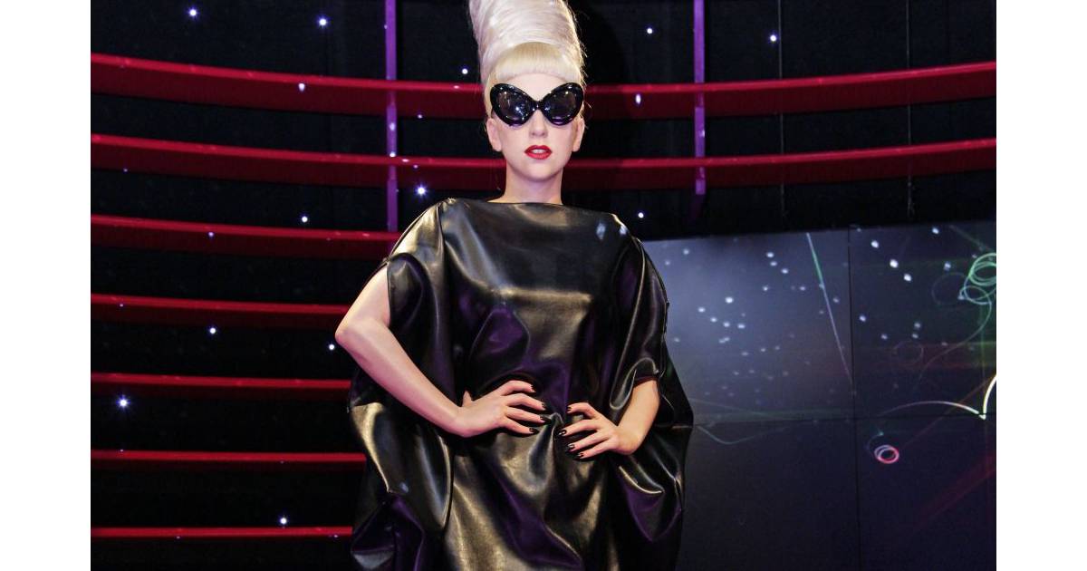 Lady Gaga aligne les billets : une opération de la hanche offerte à un ...