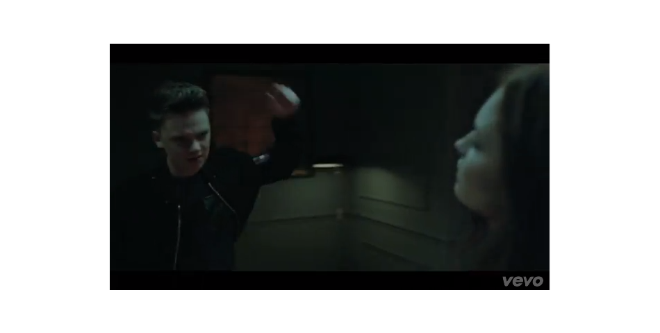 Conor Maynard : rancunier dans le clip R U Crazy - Purebreak