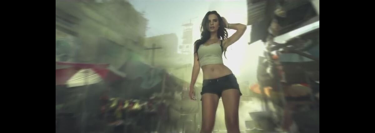 emily ratajkowski cod