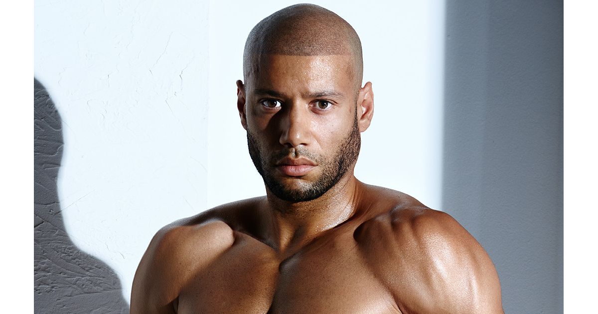 Xavier Delarue musclé pour un shooting de Jean-Luc Michon - Purebreak