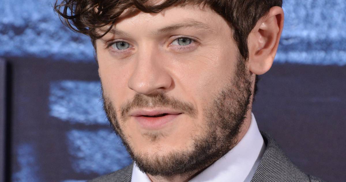 Iwan Rheon à l'avant-première de la saison 6 de Game of Thrones le 10 ...