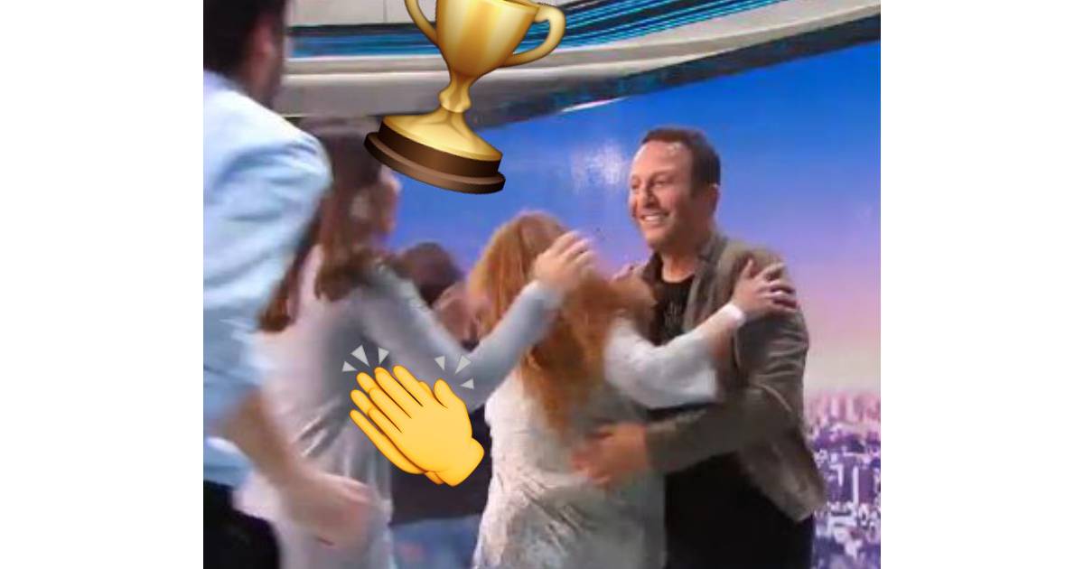 Arthur bat le record du monde de free hugs dans Cinq à Sept ! - Purebreak