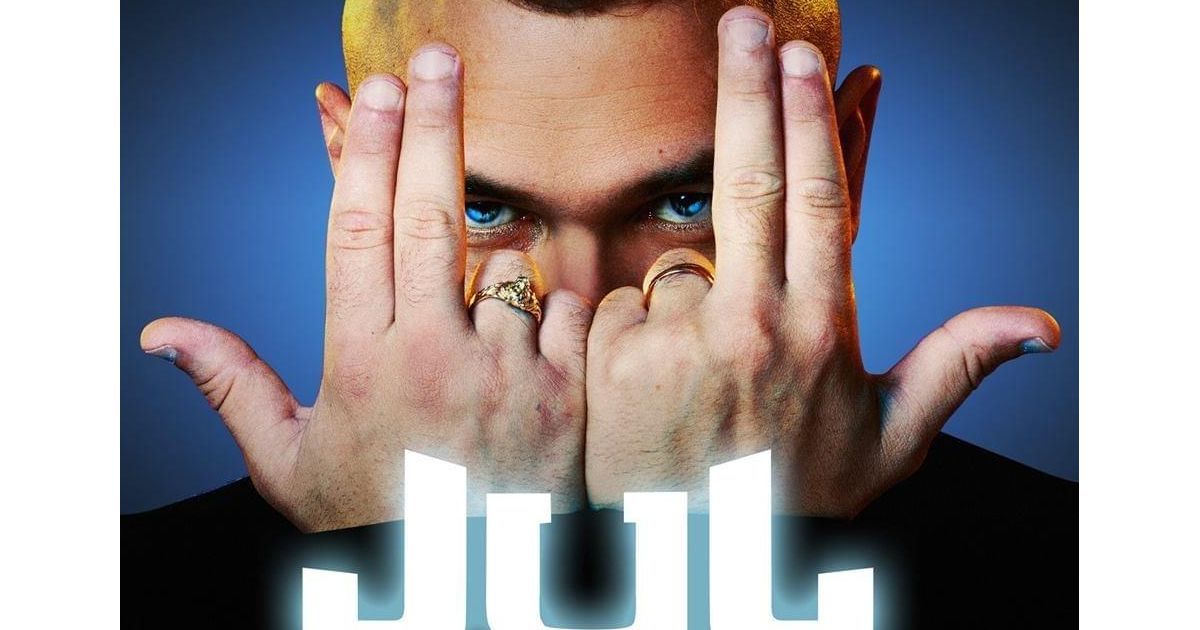 Jul : Matt Damon fait son célèbre signe ! - Purebreak