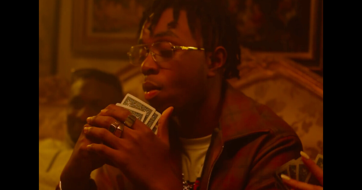 4Keus mène la "Vie d'artiste" dans son nouveau clip - PureBreak