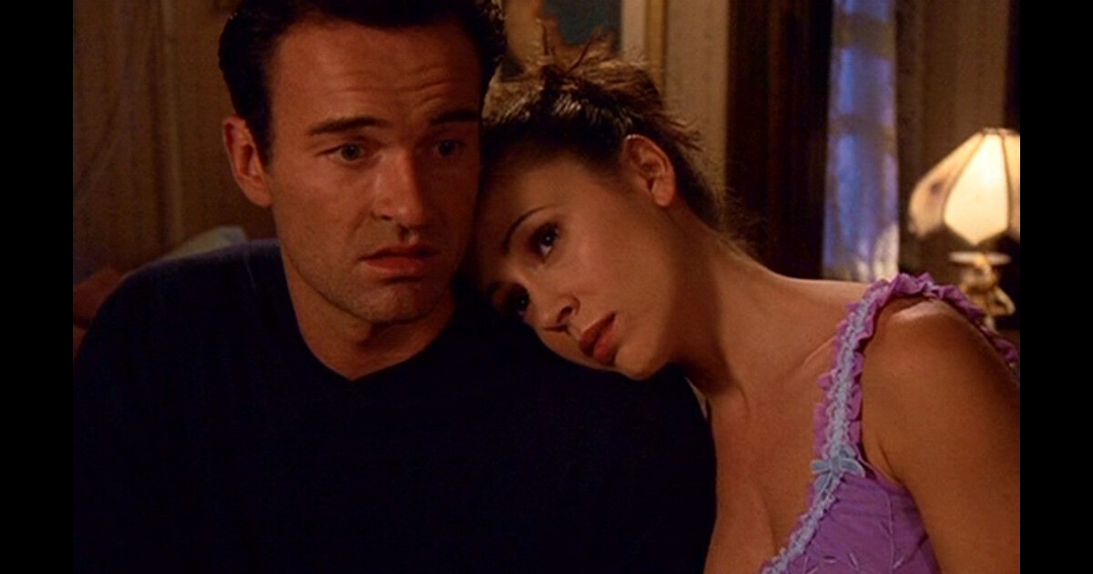 Charmed saison 2 : Julian McMahon (Cole) prêt à reprendre son rôle ? Il ...