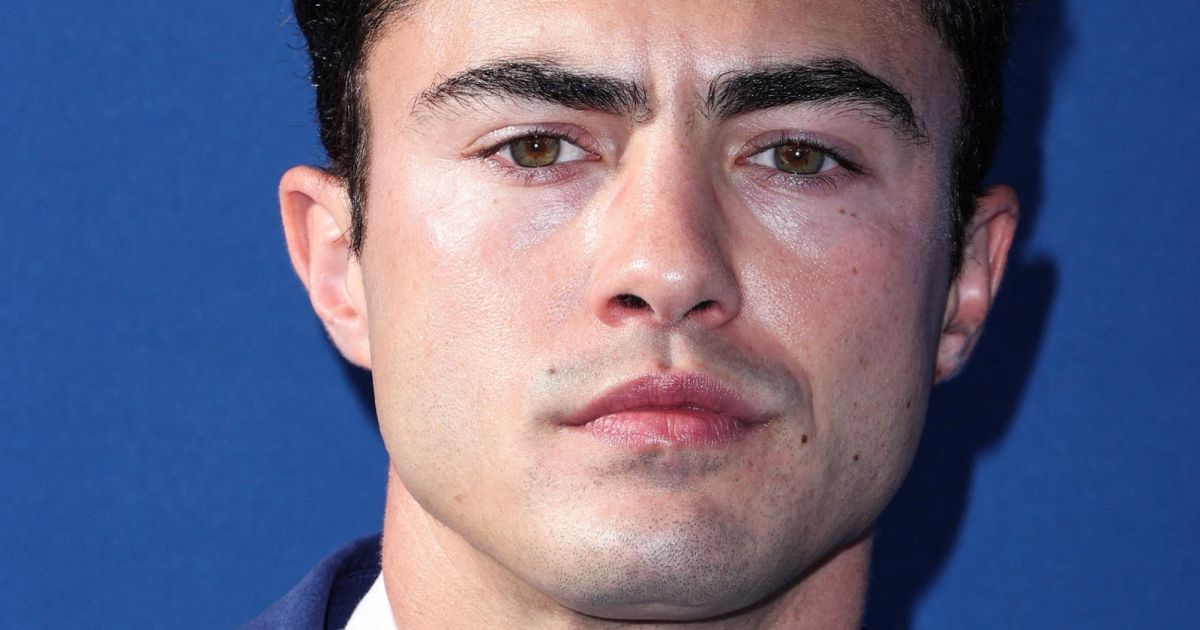 Darren Barnet au photocall du Annual Blue Diamond Gala 2022 au Dodger ...