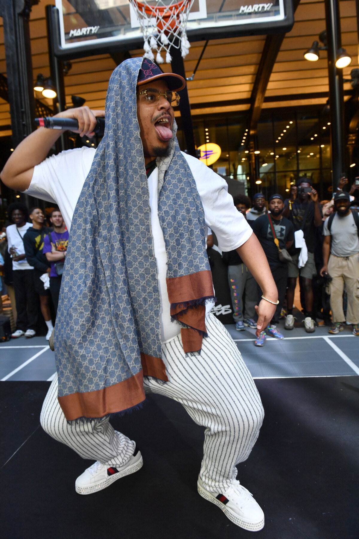 Photo : Exclusif - Le rappeur Naza est en showcase lors de l'Airness ...