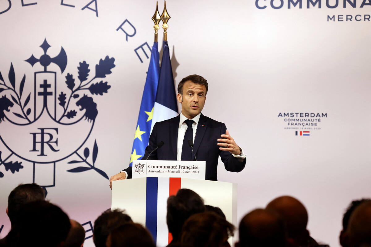 Photo : Le président Emmanuel Macron prononce un discours devant la ...