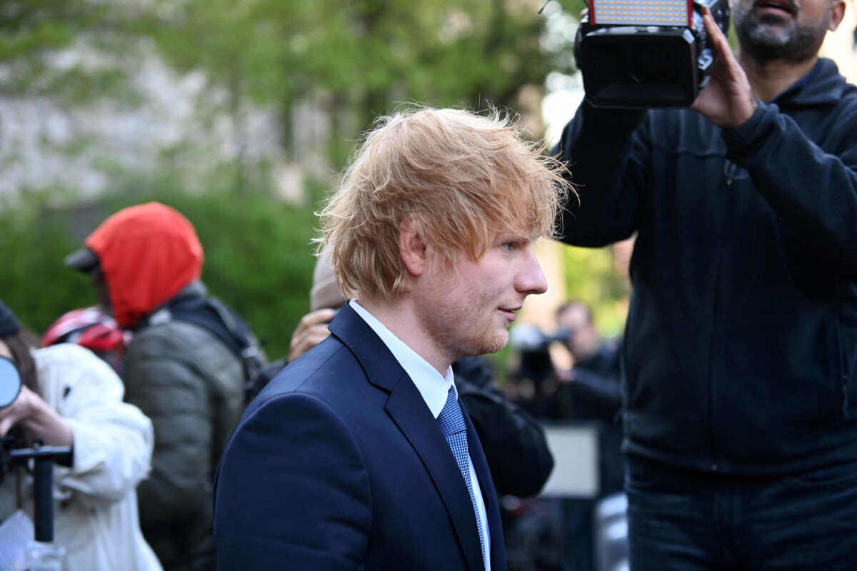 Photo : Ed Sheeran sort du tribunal de Manhattan après une nouvelle ...