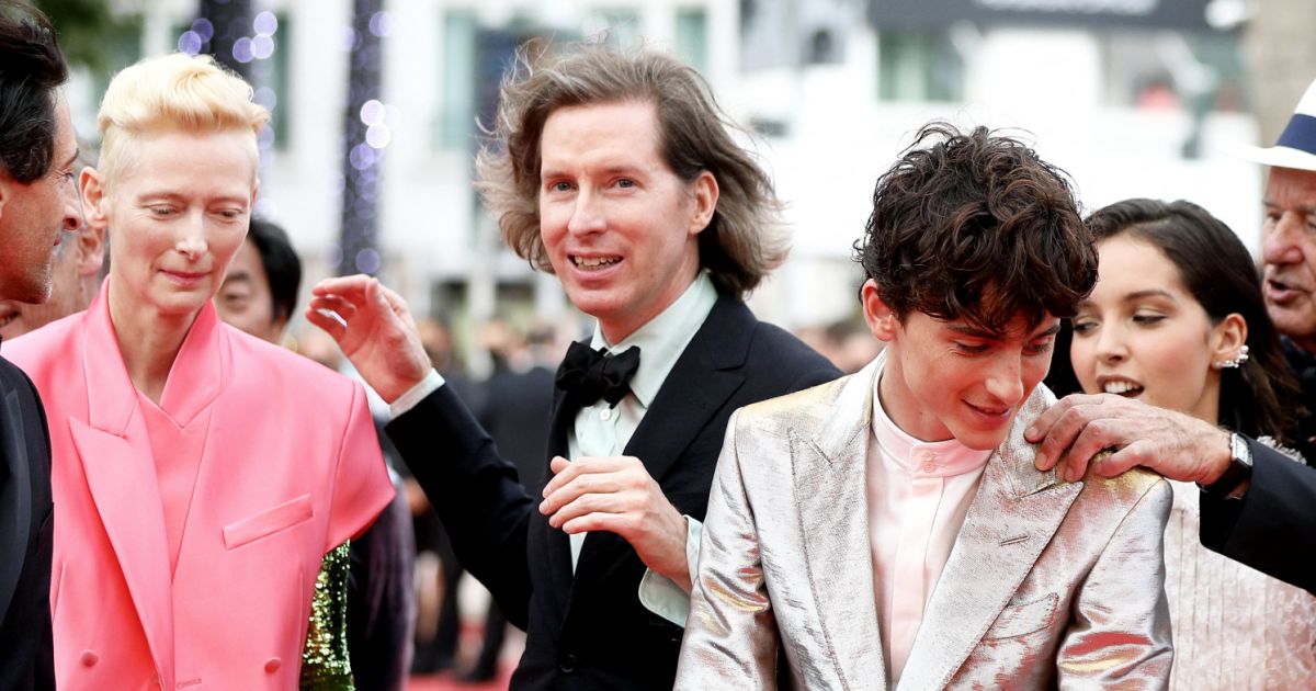 Tilda Swinton, Wes Anderson, Timothée Chalamet, Lyna Khoudri, Bill ...